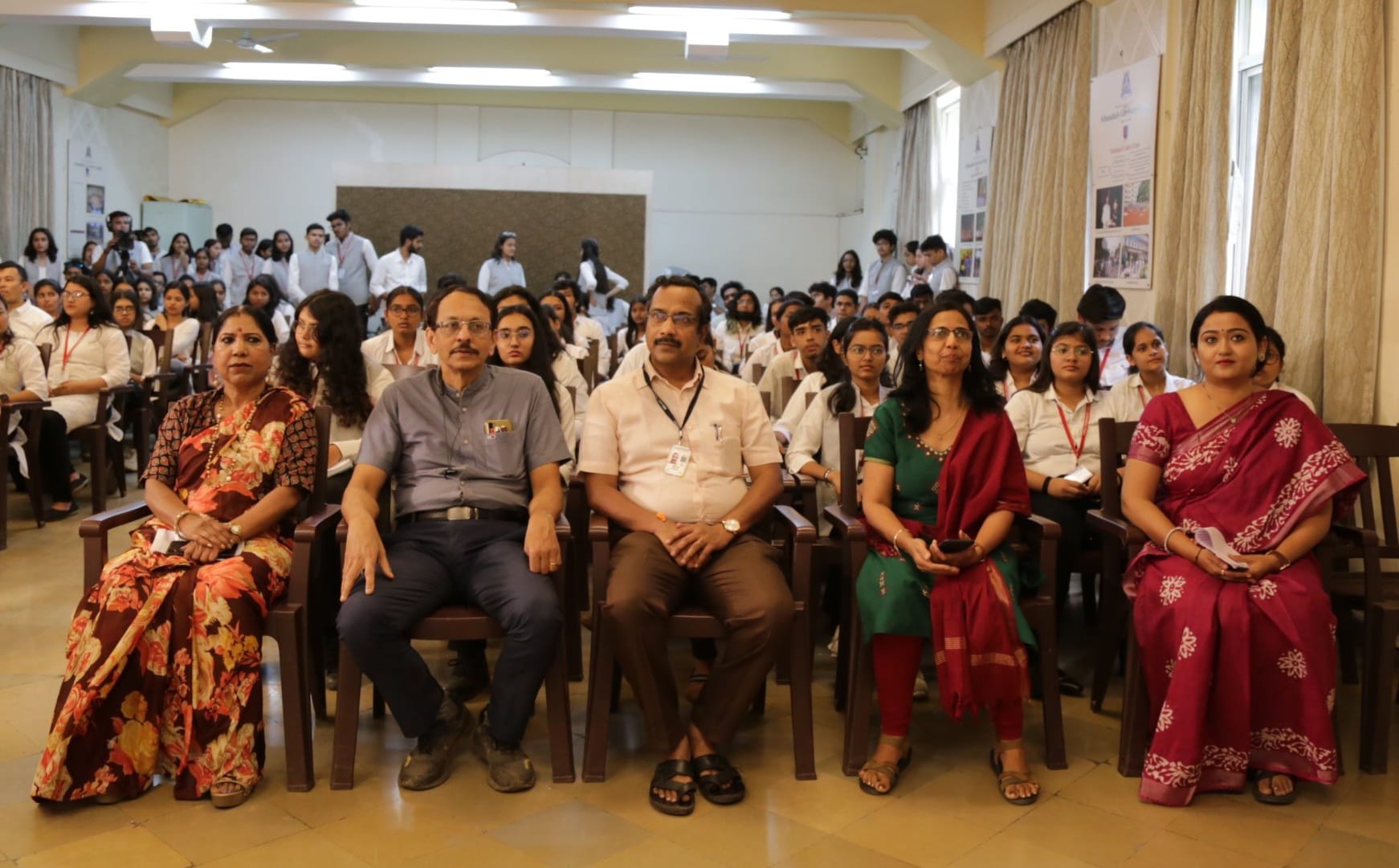 8 – MES Abasaheb Garware College, Pune