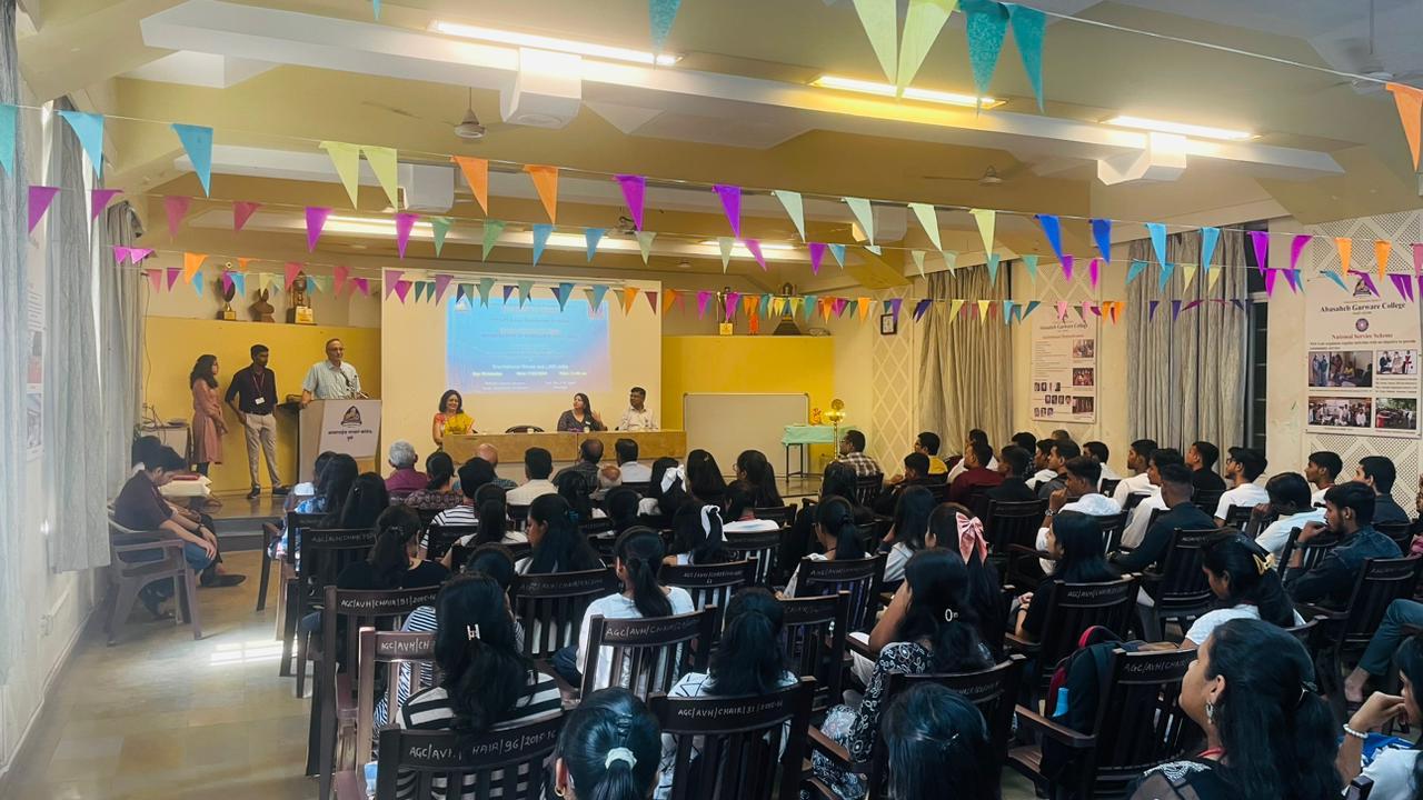 1 – MES Abasaheb Garware College, Pune